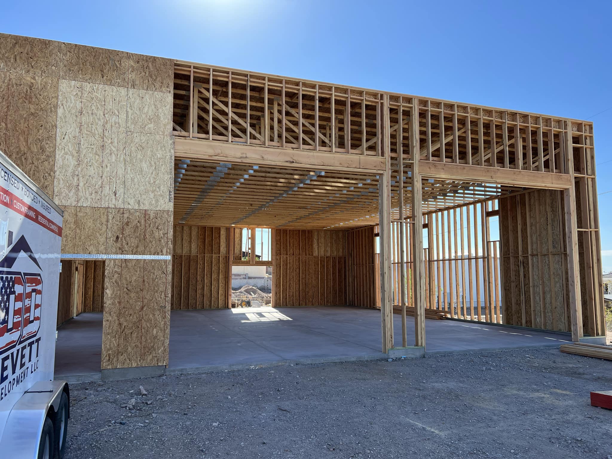 New Oversized Custom Garage In Lake Havasu - Devett Development LLC ...